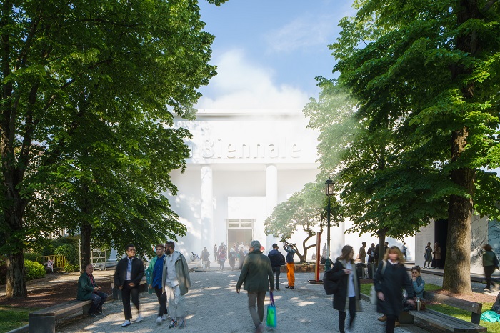 La Biennale e il suo doppio